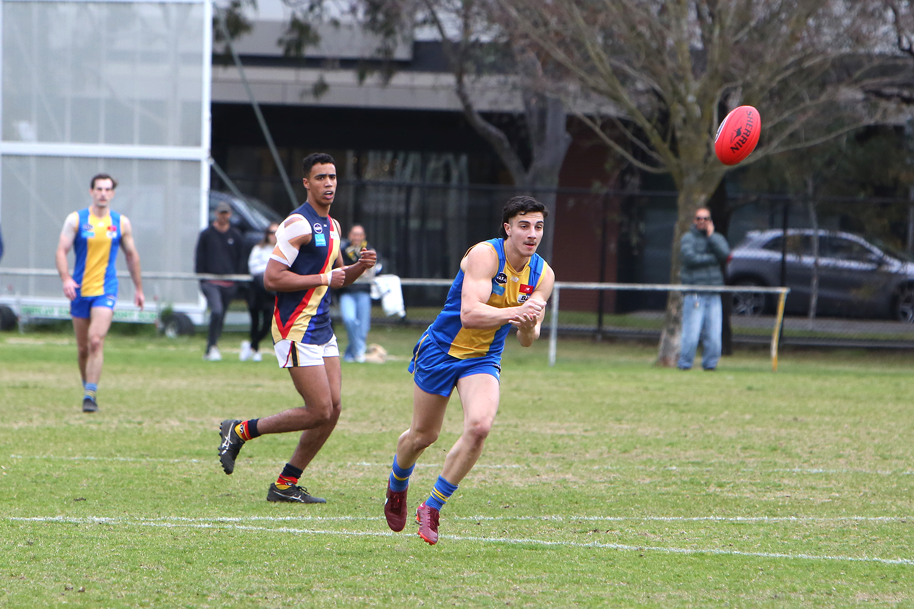 De La Salle Football Club in Melbourne | De La Salle